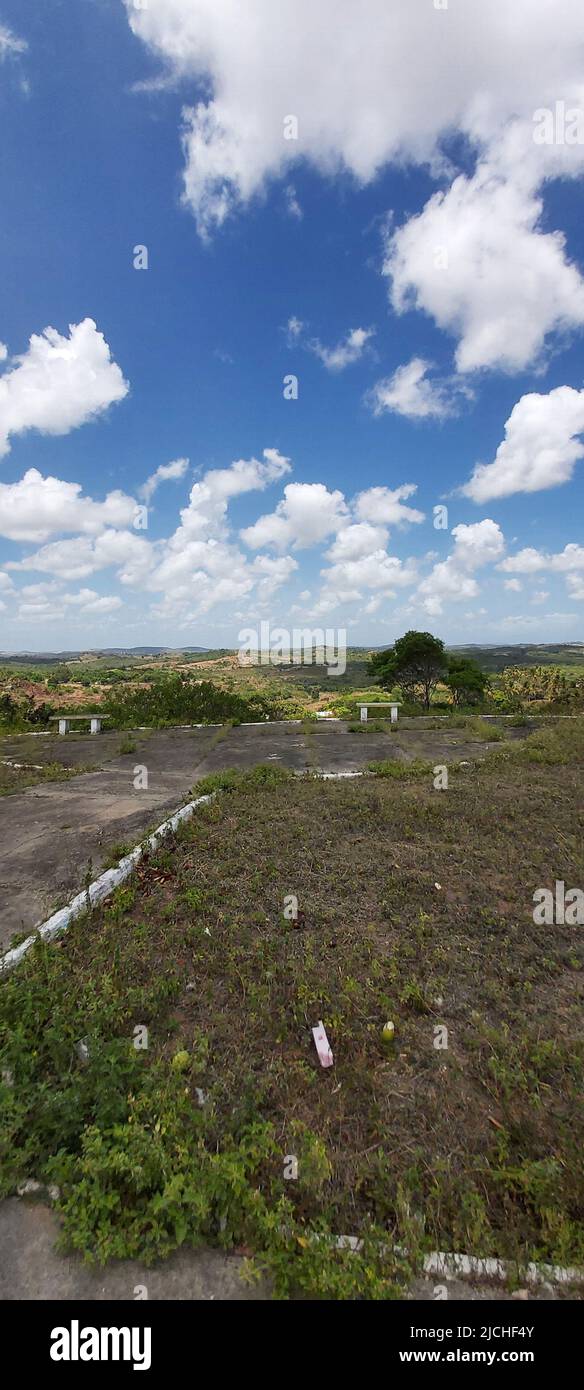 Christ the Reedemer statue by Bellando Bellandi, São Cristovão, Sergipe ...
