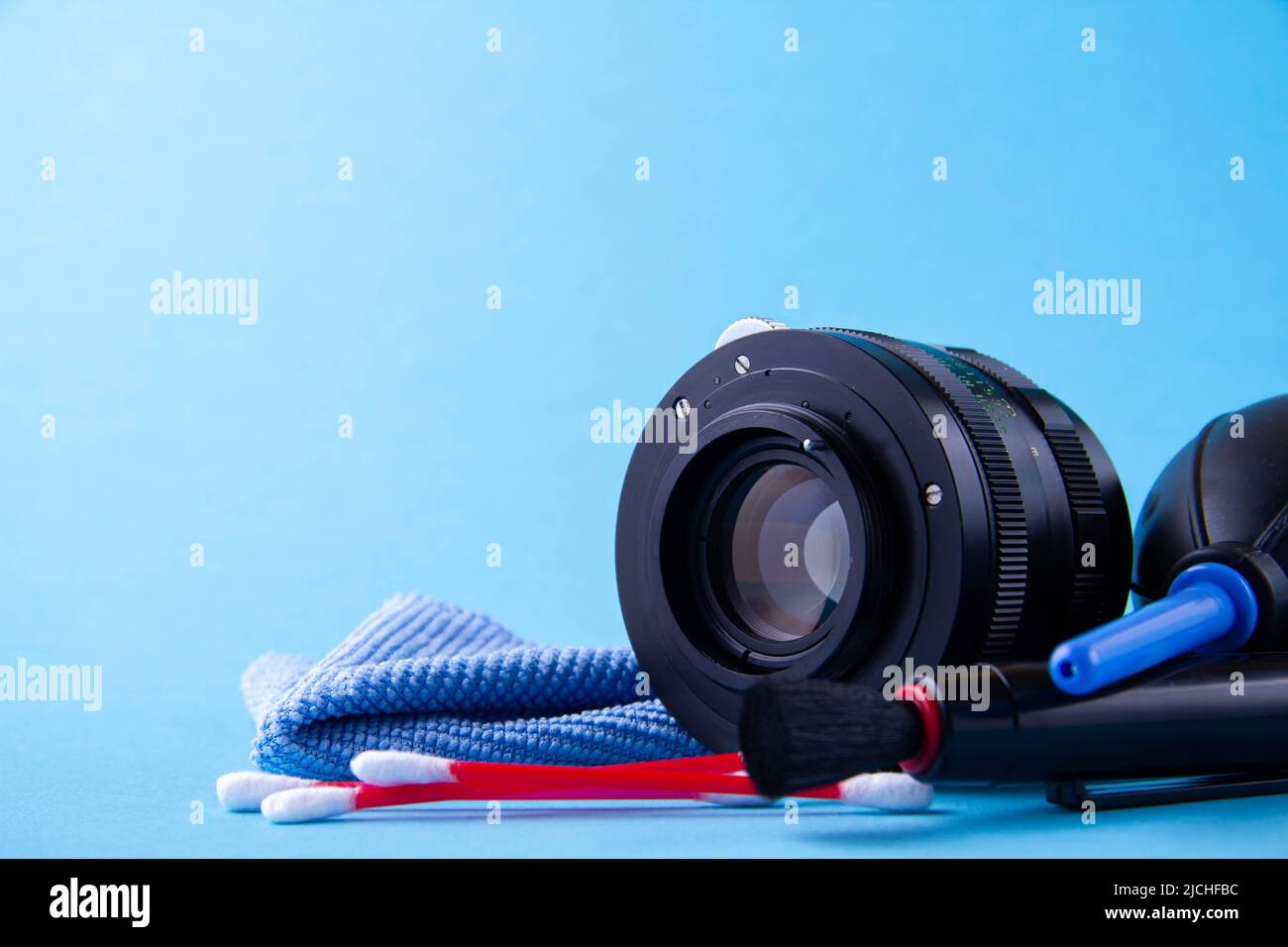 Cleaning of photographic equipment. Camera repair. Removing dust from ...