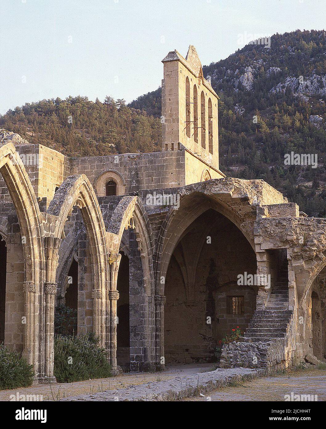 Gothic architecture 12th century hi-res stock photography and images ...