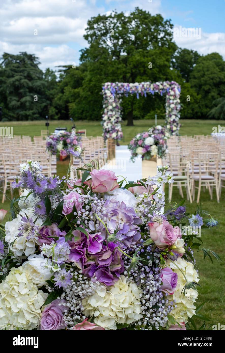 Jewish couple at marriage ceremony under chuppa wedding canopy. Canopy ...
