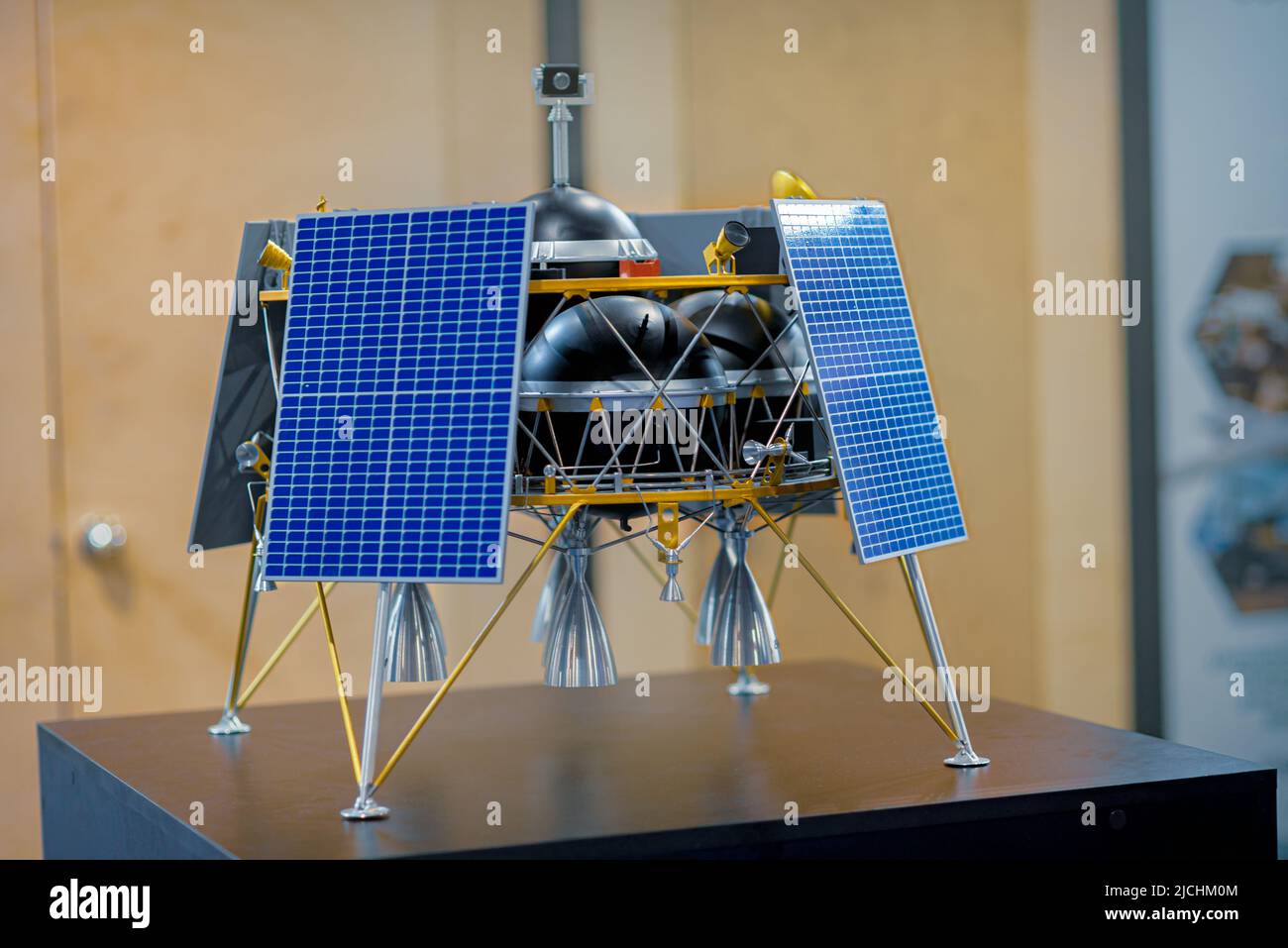 Flying lunar lander to study the surface of the moon Stock Photo - Alamy