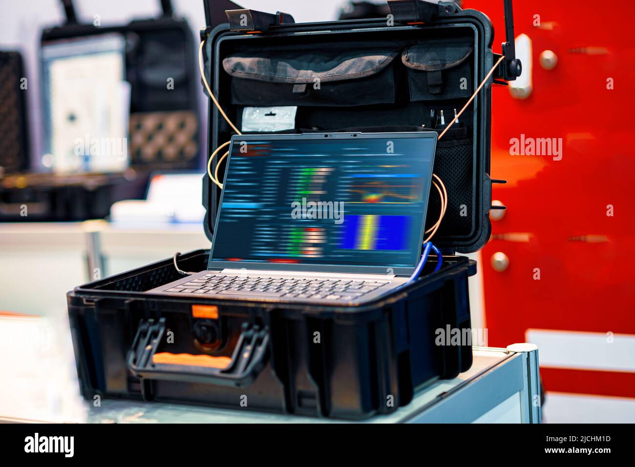 Signal analysis hi-res stock photography and images - Alamy