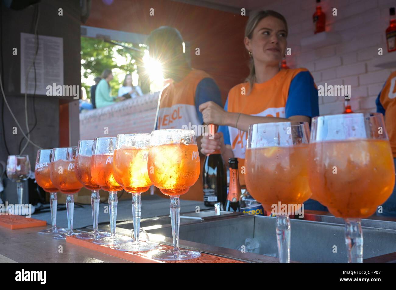 GERMANY, Hamburg, promotion event Aperol Piazza, selling of bitter ...