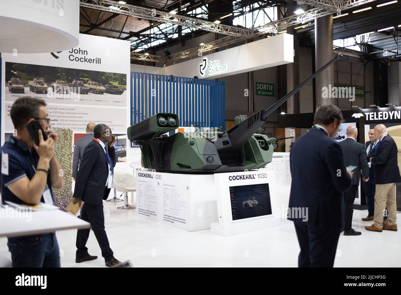 Paris, France, June 13, 2022. Weapons at the Eurosatory international ...