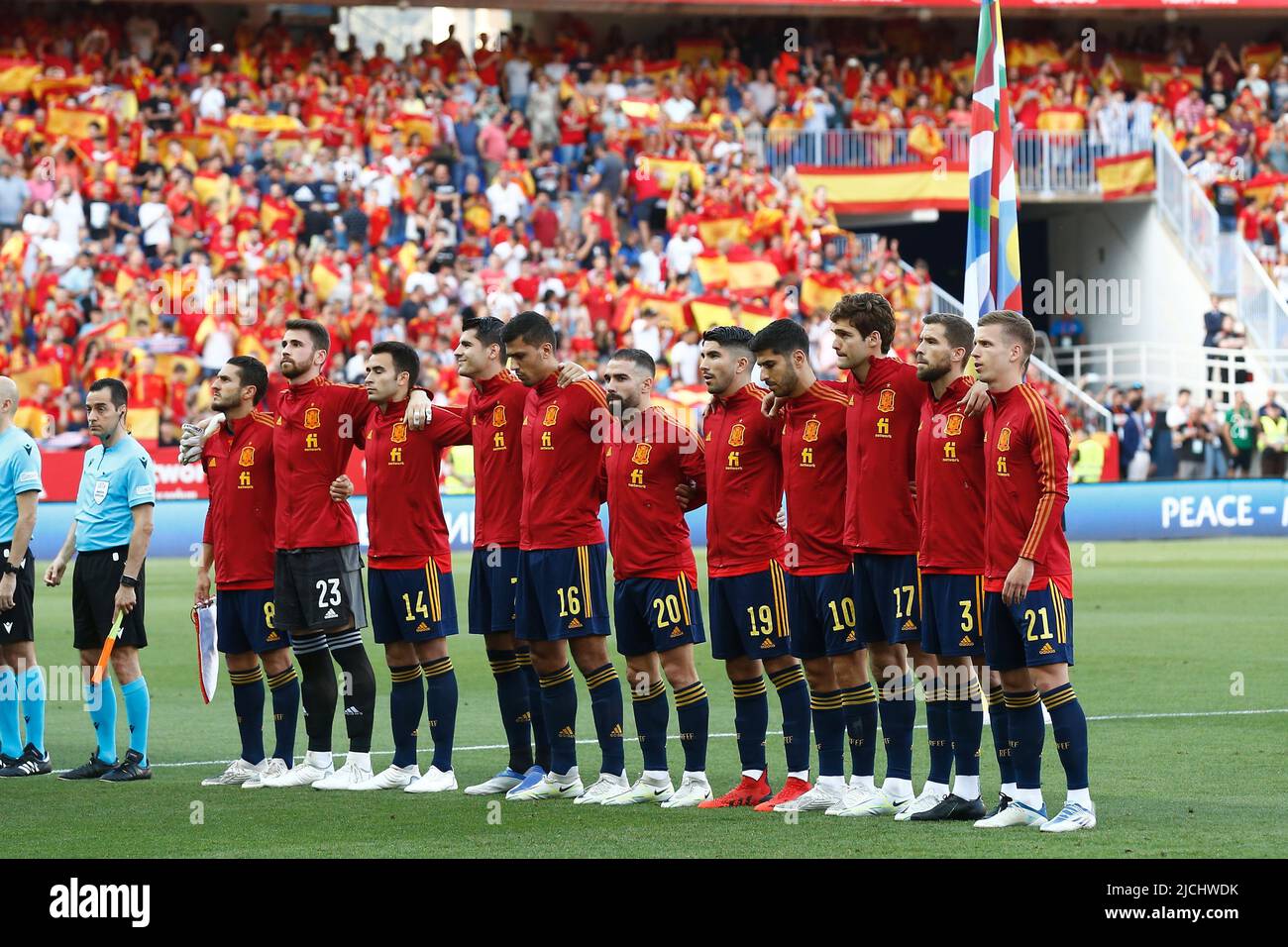 Spain team group line up esp hi-res stock photography and images - Alamy