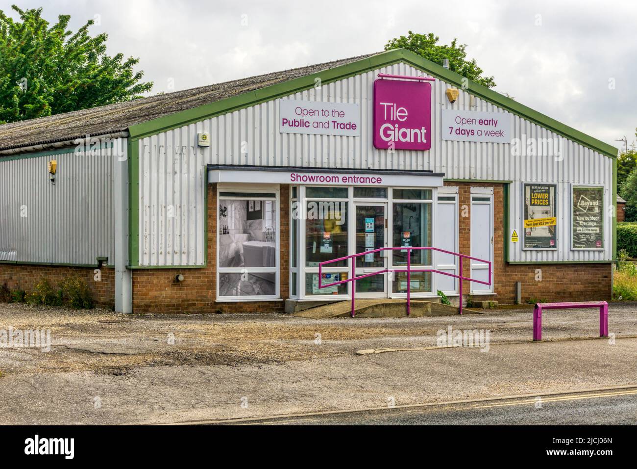 The premises of Tile Giant in King's Lynn, Norfolk Stock Photo - Alamy