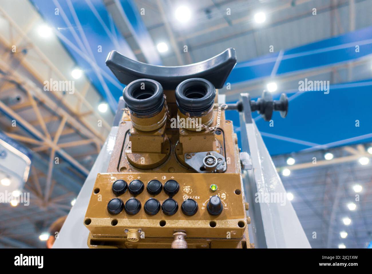 Thermal imaging device for the tank commander Stock Photo - Alamy