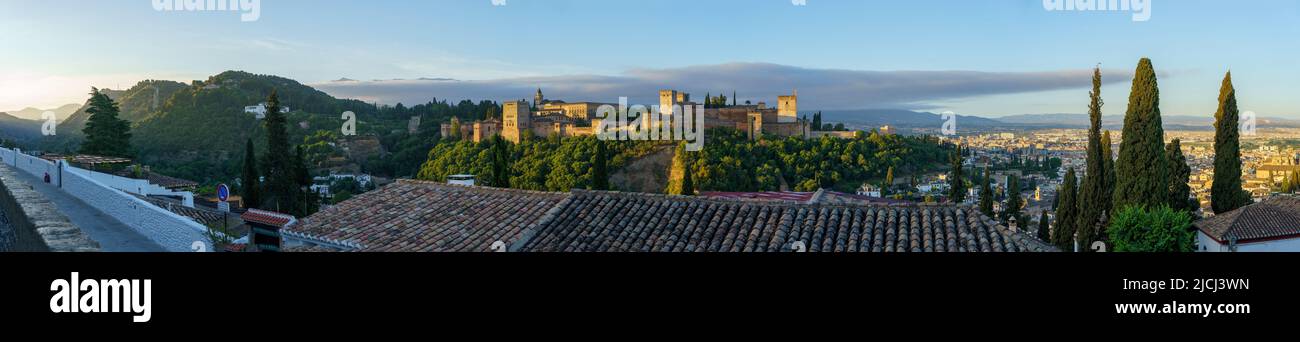 Panoramic view of Granada and its Alhambra, with the light of dawn ...