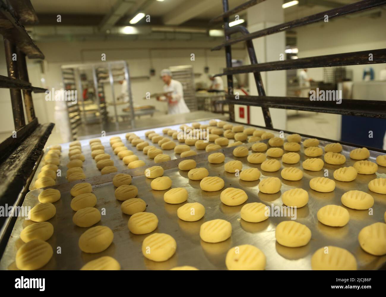 Factory made pie hi-res stock photography and images - Alamy