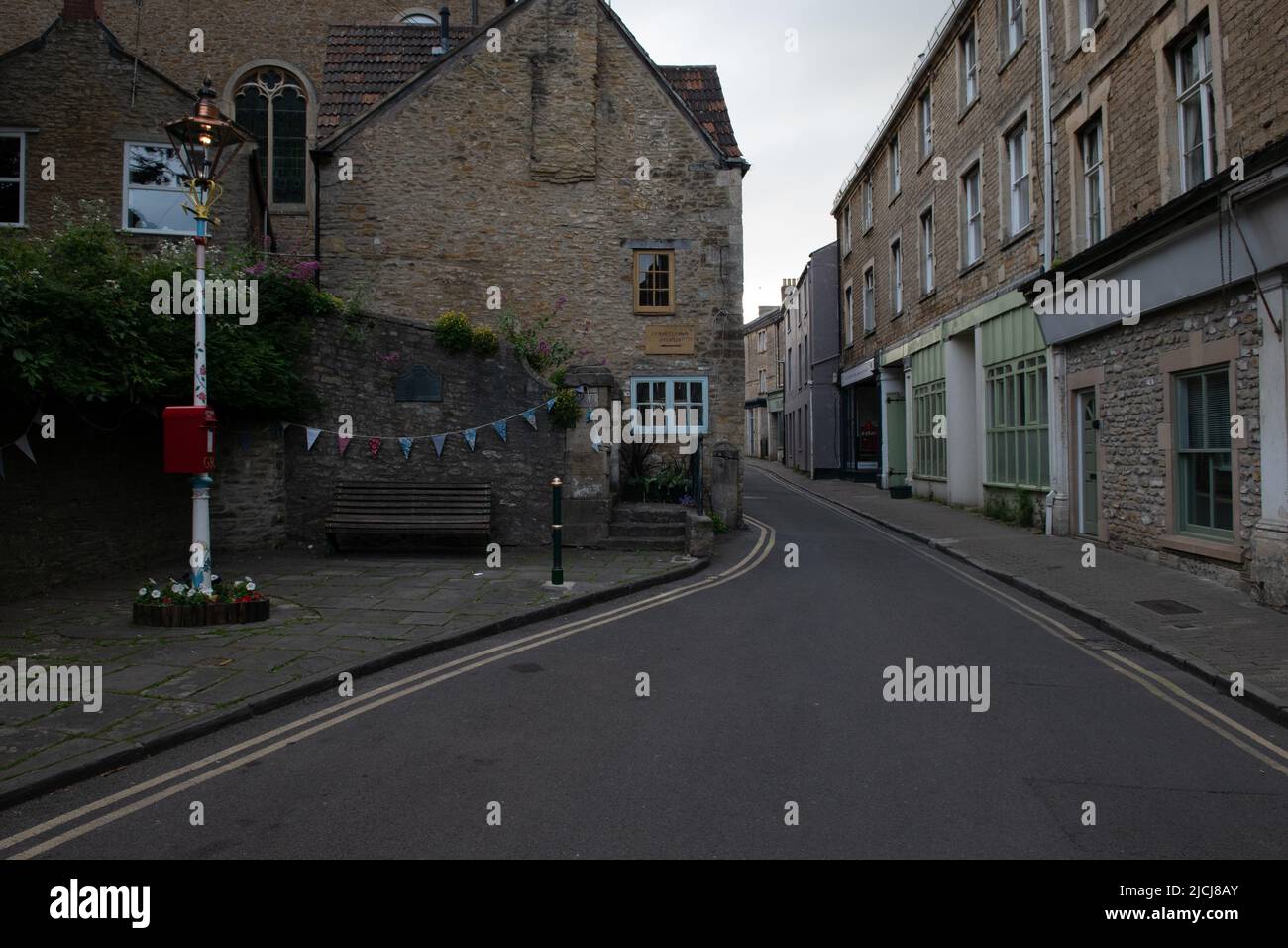 The Valentines Lamp and St Catherine's Street, Frome, Somerset, UK ...