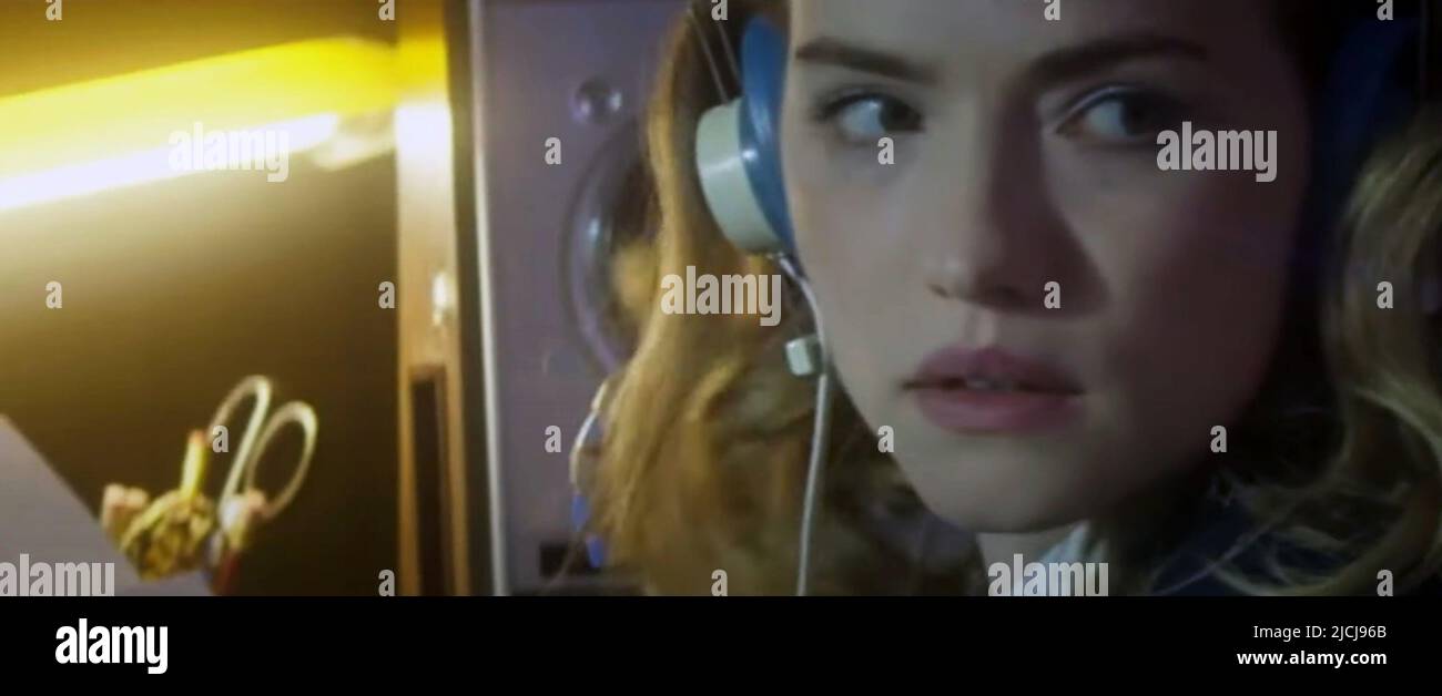 18 ½, (aka EIGHTEEN AND A HALF), Willa Fitzgerald, 2021. © Adventure ...