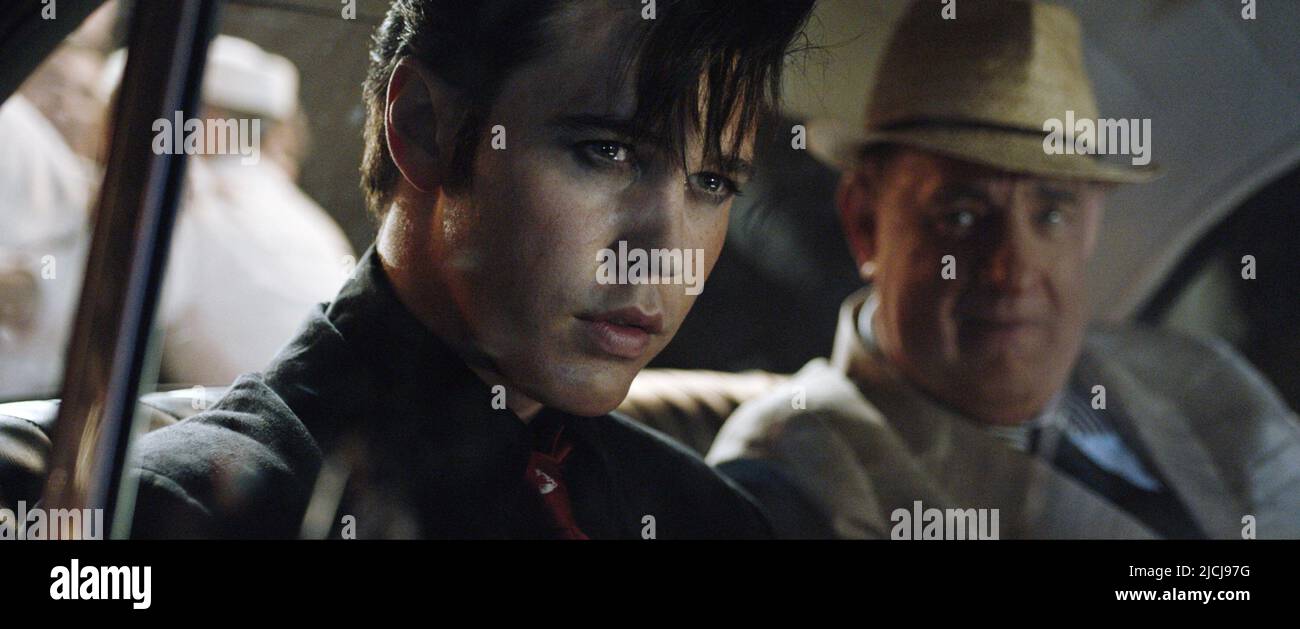 ELVIS, from left: Austin Butler as Elvis Presley, Tom Hanks as Colonel ...