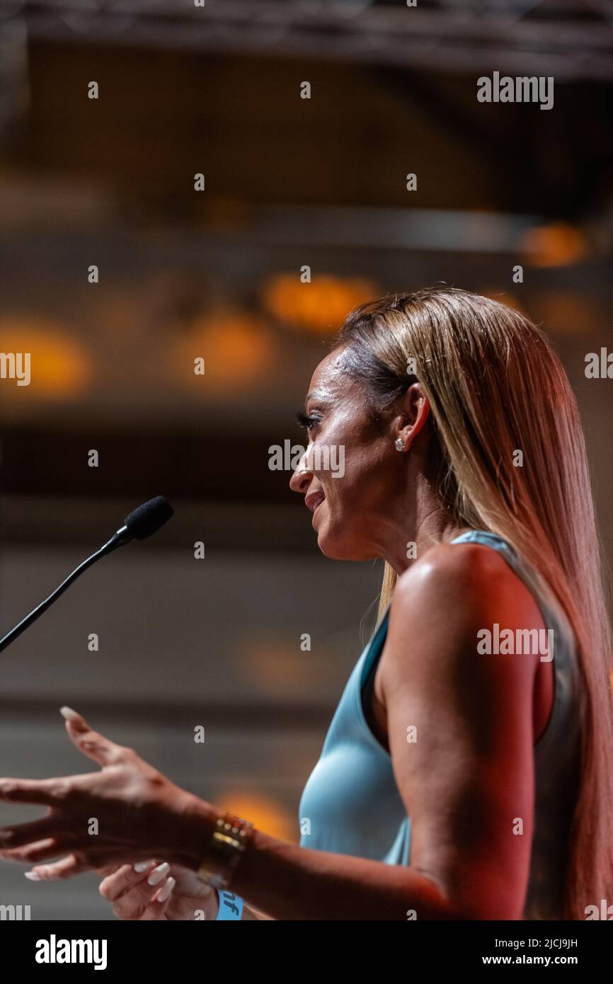 Kate abdo power of story hi-res stock photography and images - Alamy