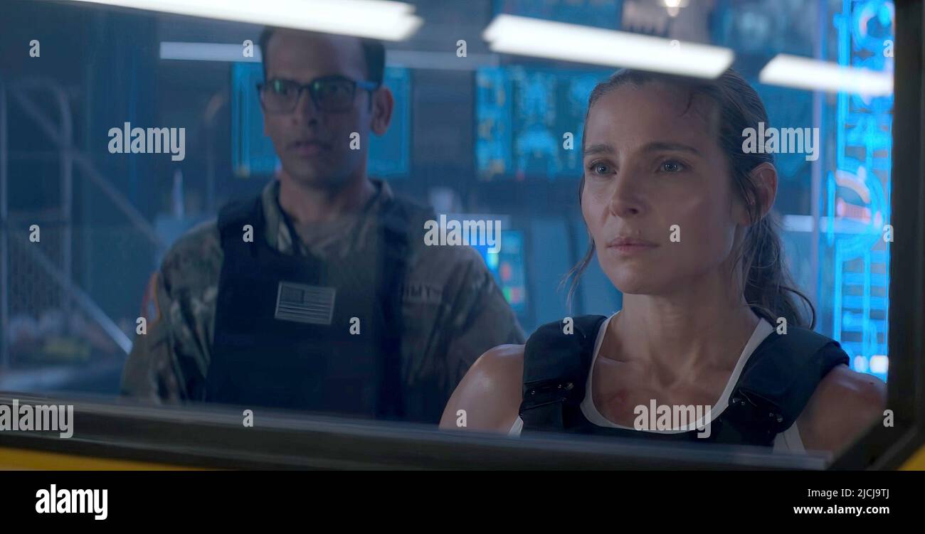 INTERCEPTOR, from left: Mayen Mehta, Elsa Pataky, 2022. © Netflix ...