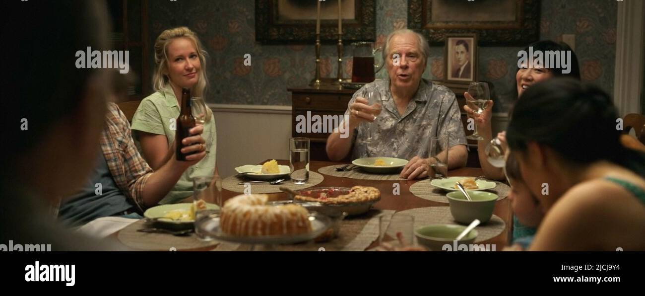 JERRY AND MARGE GO LARGE, (aka JERRY & MARGE GO LARGE), Anna Camp (left ...