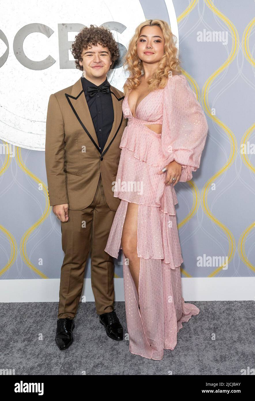 June 12, 2022, New York, New York, USA: Gaten Matarazzo and Elizabeth ...