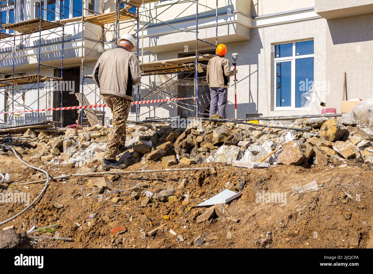 Measuring volume stone using hi-res stock photography and images - Alamy