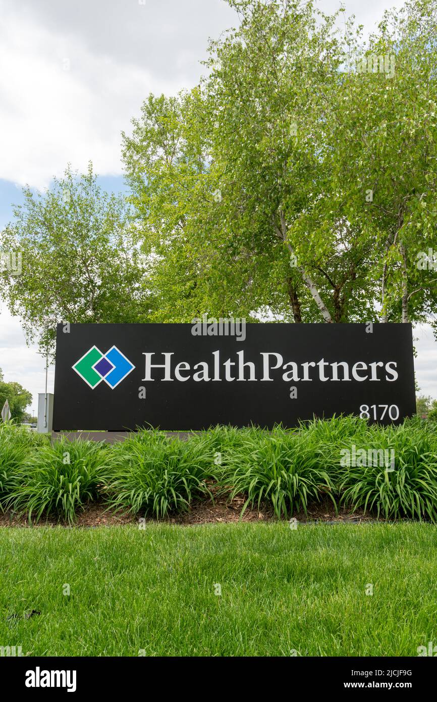 BLOOMINGTON, MN, USA - JUNE 13, 2022: HealthPartners corporate ...