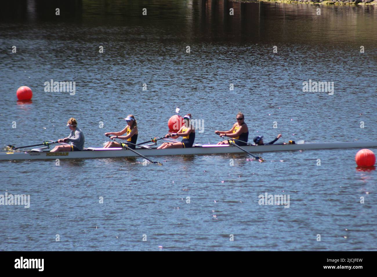 2022 University of Michigan womens team at big ten invitational regatta ...