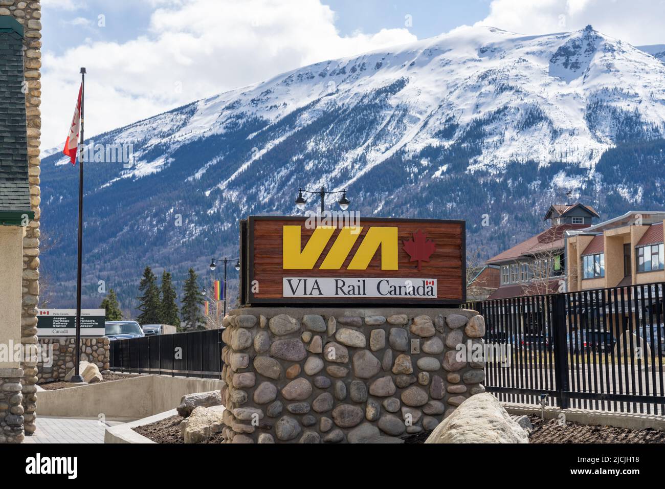 Via Rail Jasper station. Jasper National Park Stock Photo - Alamy