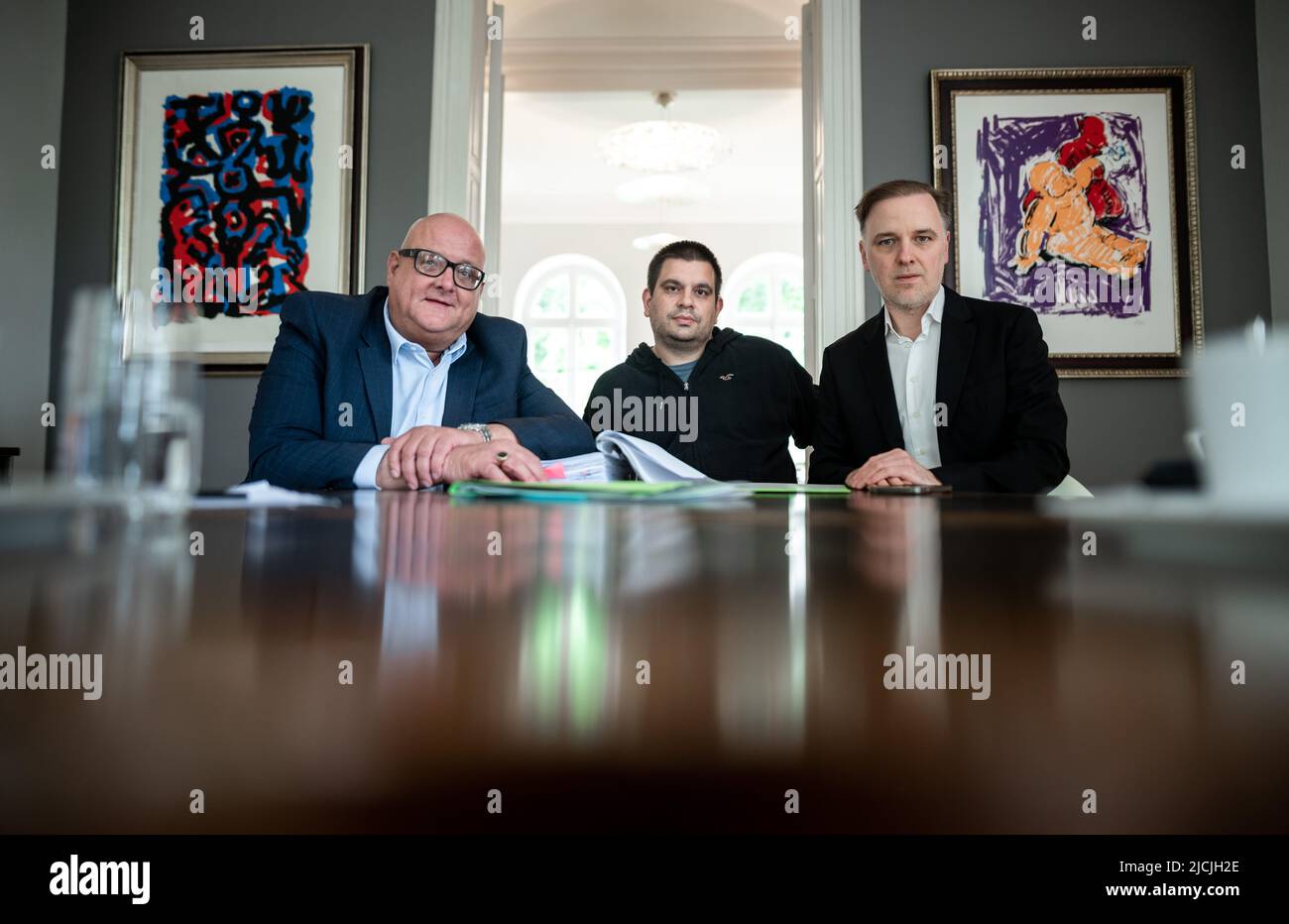 Audi mitarbeiter hi-res stock photography and images - Alamy