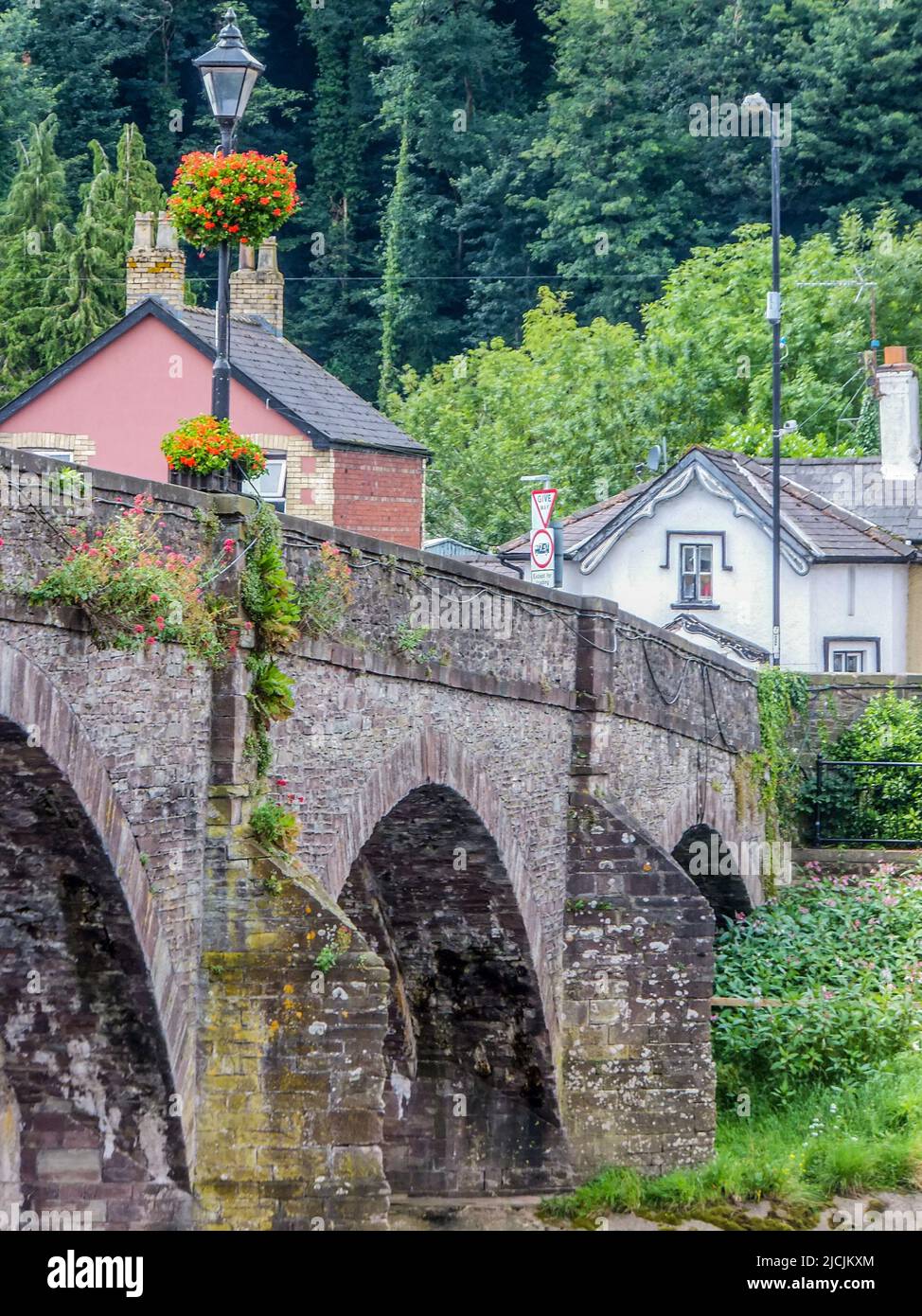 The 1747 Usk Bridge, a red sandstone structure built by William Edwards ...