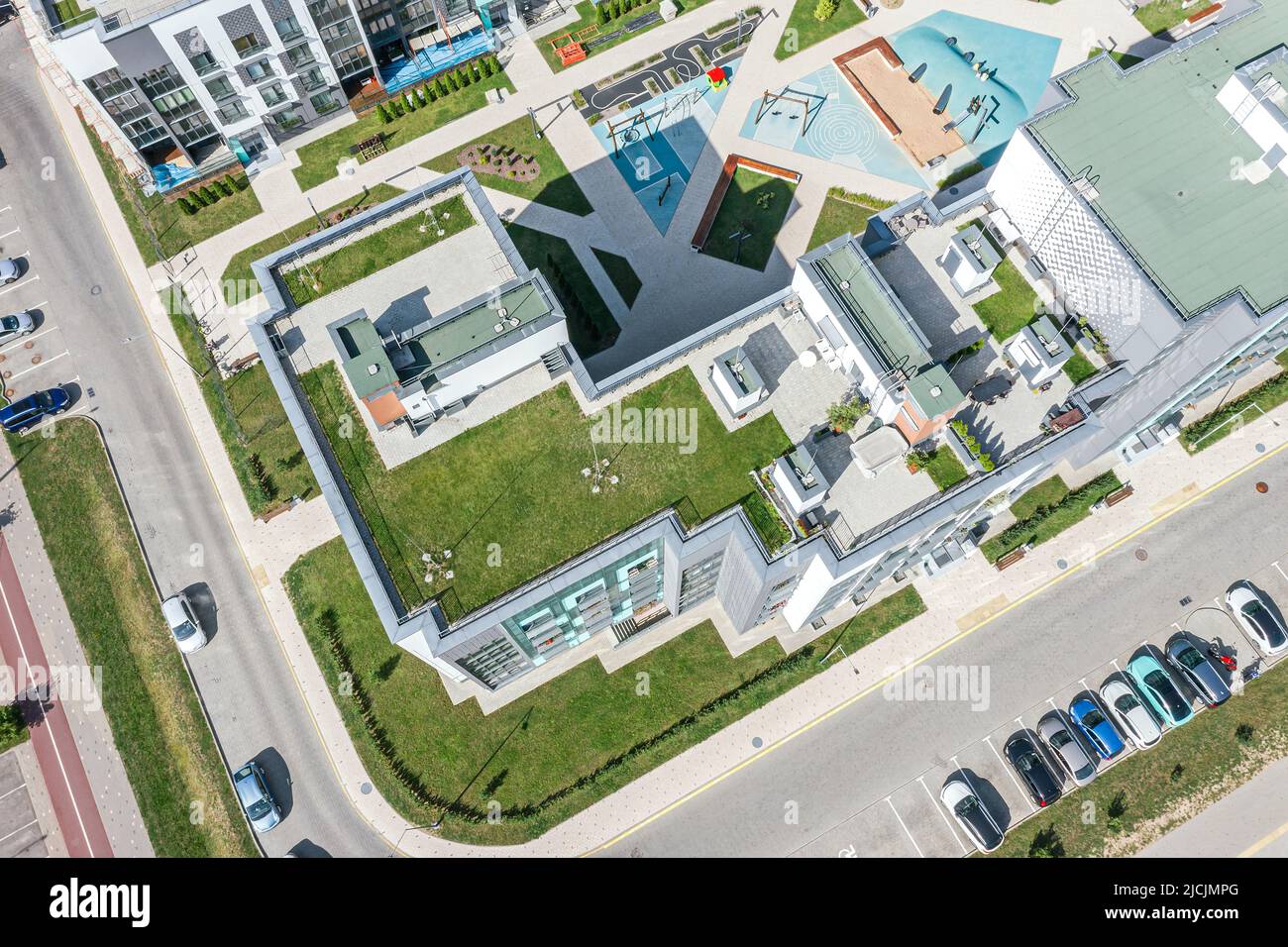 Flat roof with green roof hi-res stock photography and images - Alamy