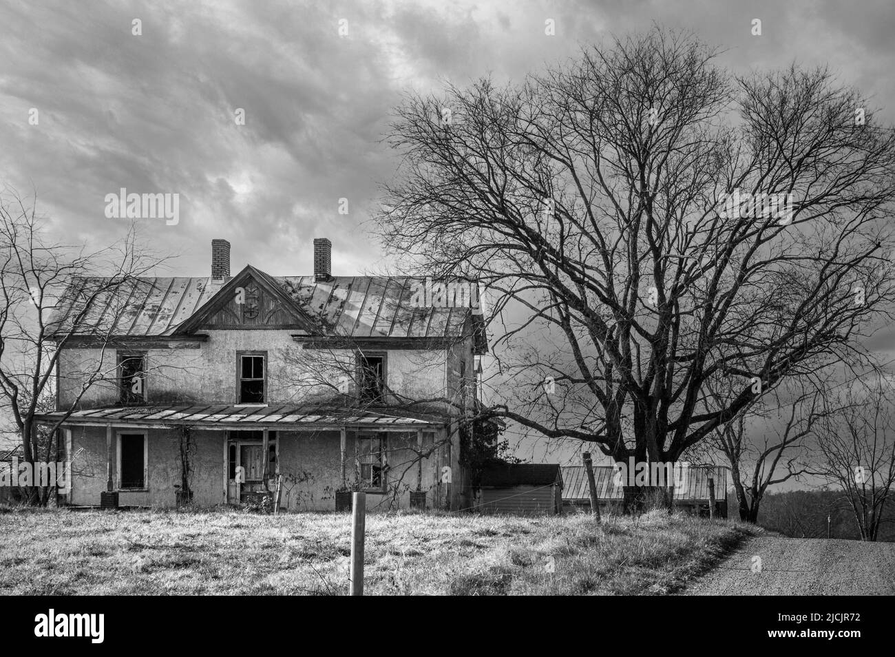 Menacing house hi-res stock photography and images - Alamy