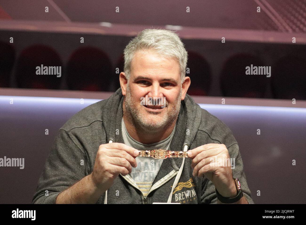 Gg poker hi-res stock photography and images - Alamy