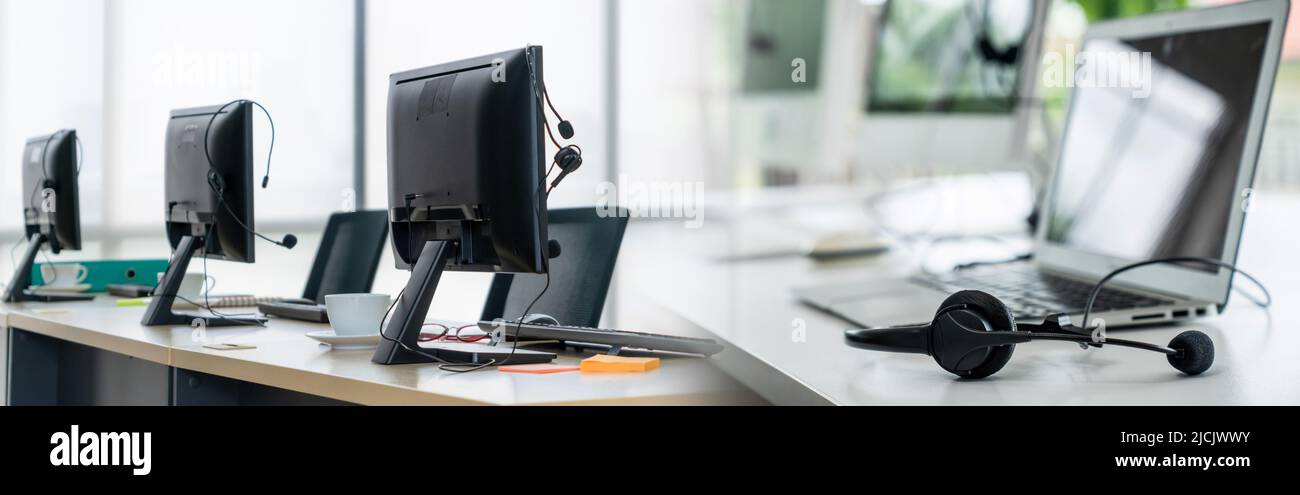 Conference call headsets hi-res stock photography and images - Alamy