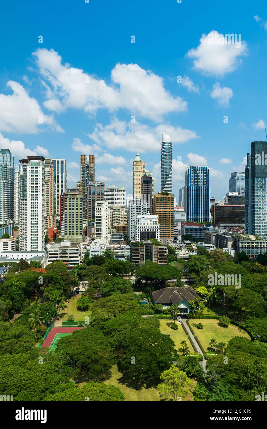 Business center building whitthayu road hi-res stock photography and ...