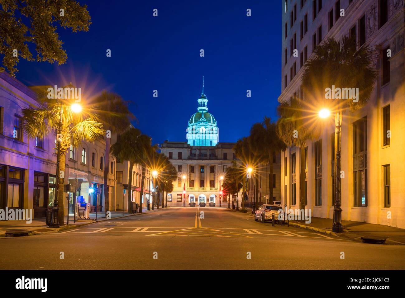 Savannah city hall hi-res stock photography and images - Alamy