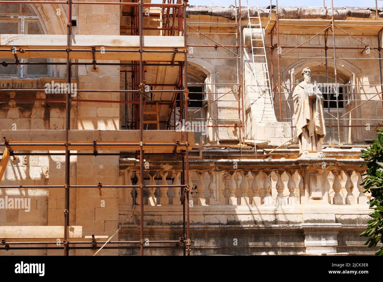 Rooftop and exterior of an ancient building hi-res stock photography ...