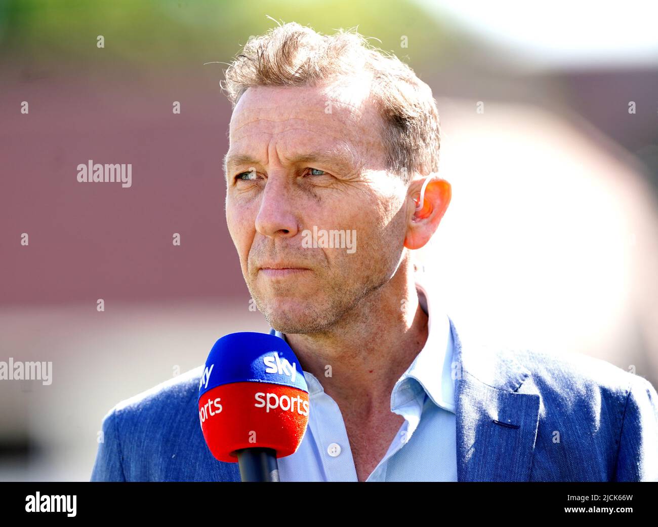 Cricket michael atherton hi-res stock photography and images - Alamy