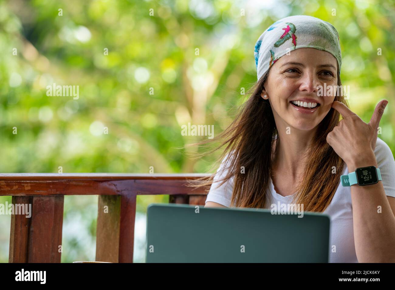 Latin american woman hi-res stock photography and images - Alamy