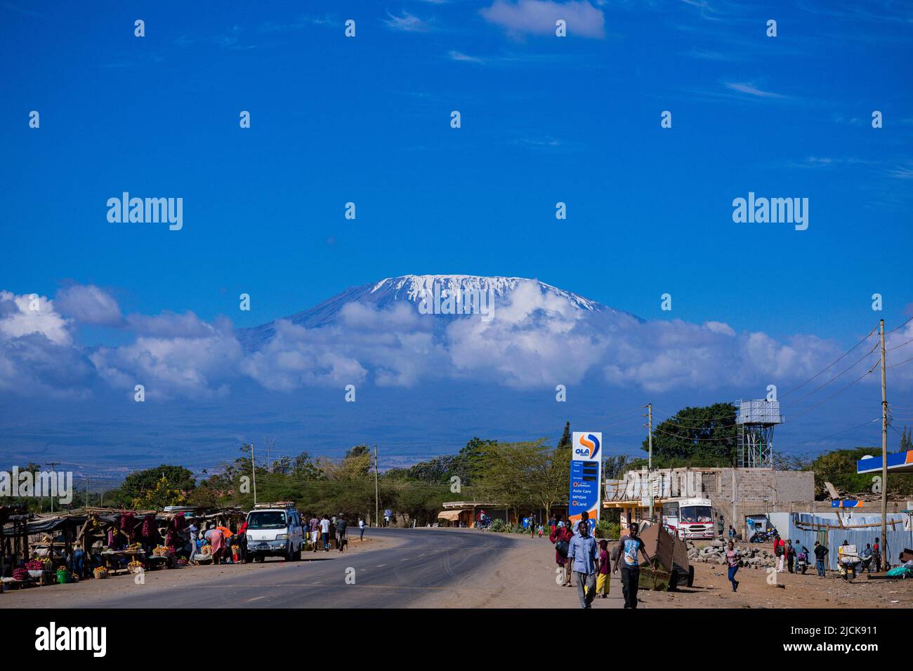 Mount Kilimanjaro Dormant Volcano In United Republic Of Tanzania kibo ...
