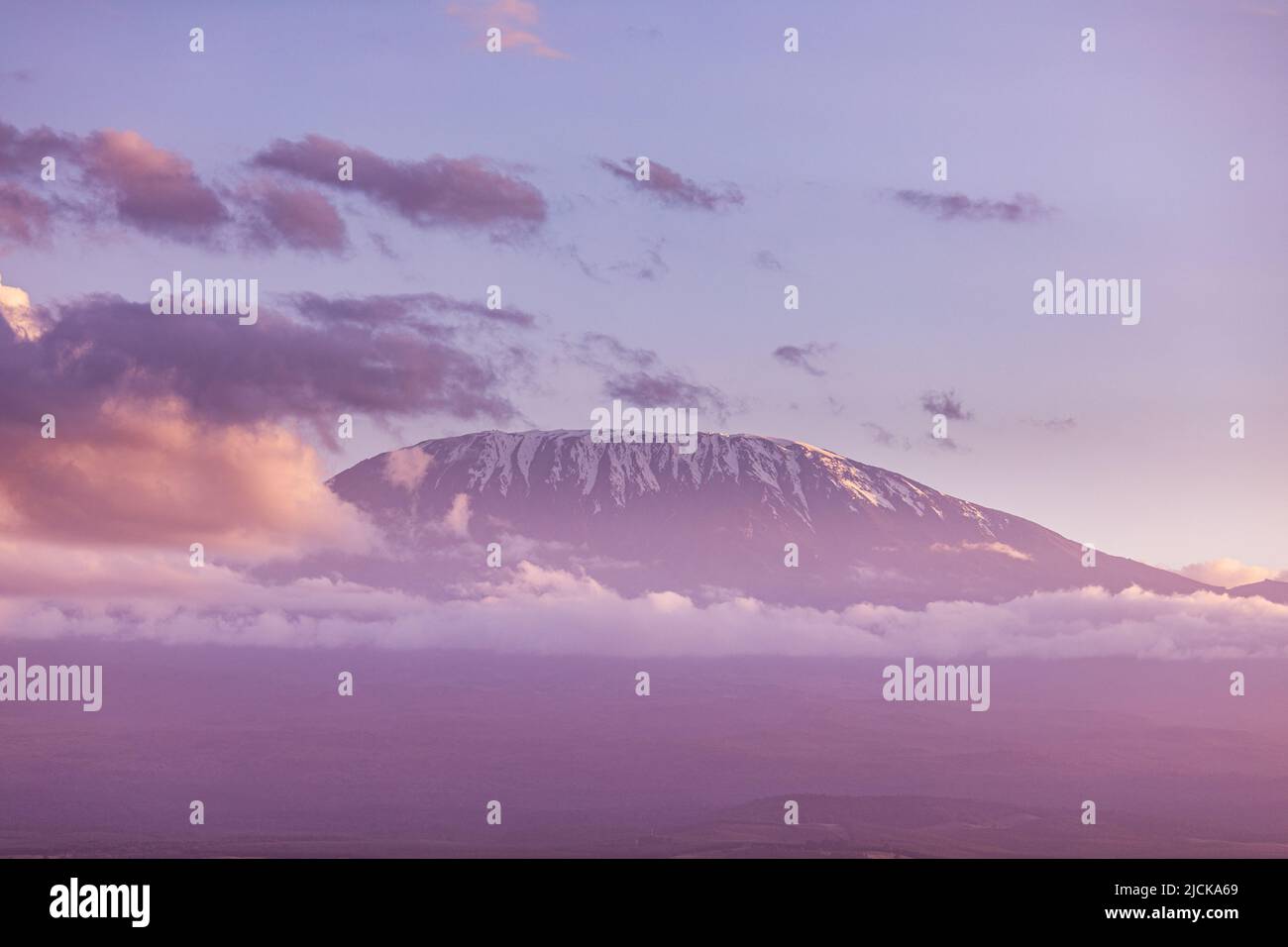 Mount Kilimanjaro Dormant Volcano In United Republic Of Tanzania kibo ...