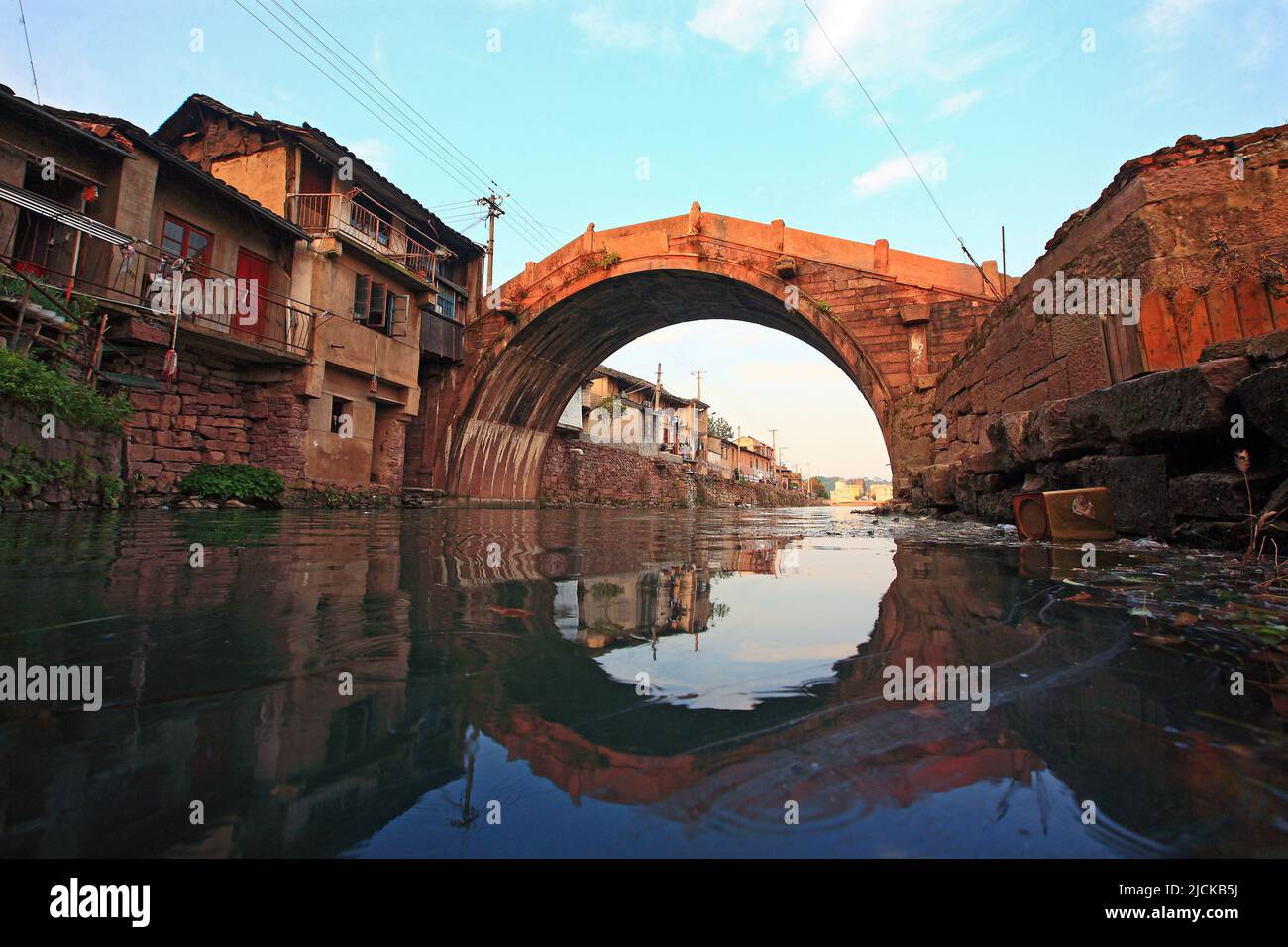 Light creek bridge hi-res stock photography and images - Alamy