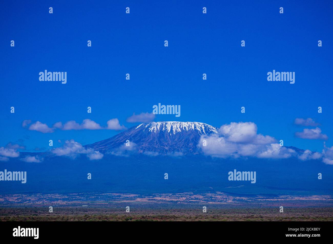 Mount Kilimanjaro Dormant Volcano In United Republic Of Tanzania kibo ...