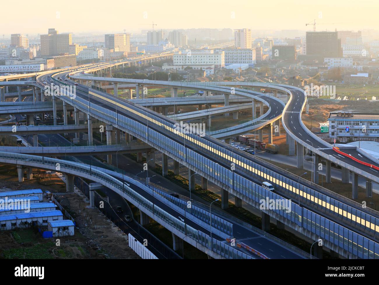 Elevated roads hi-res stock photography and images - Alamy