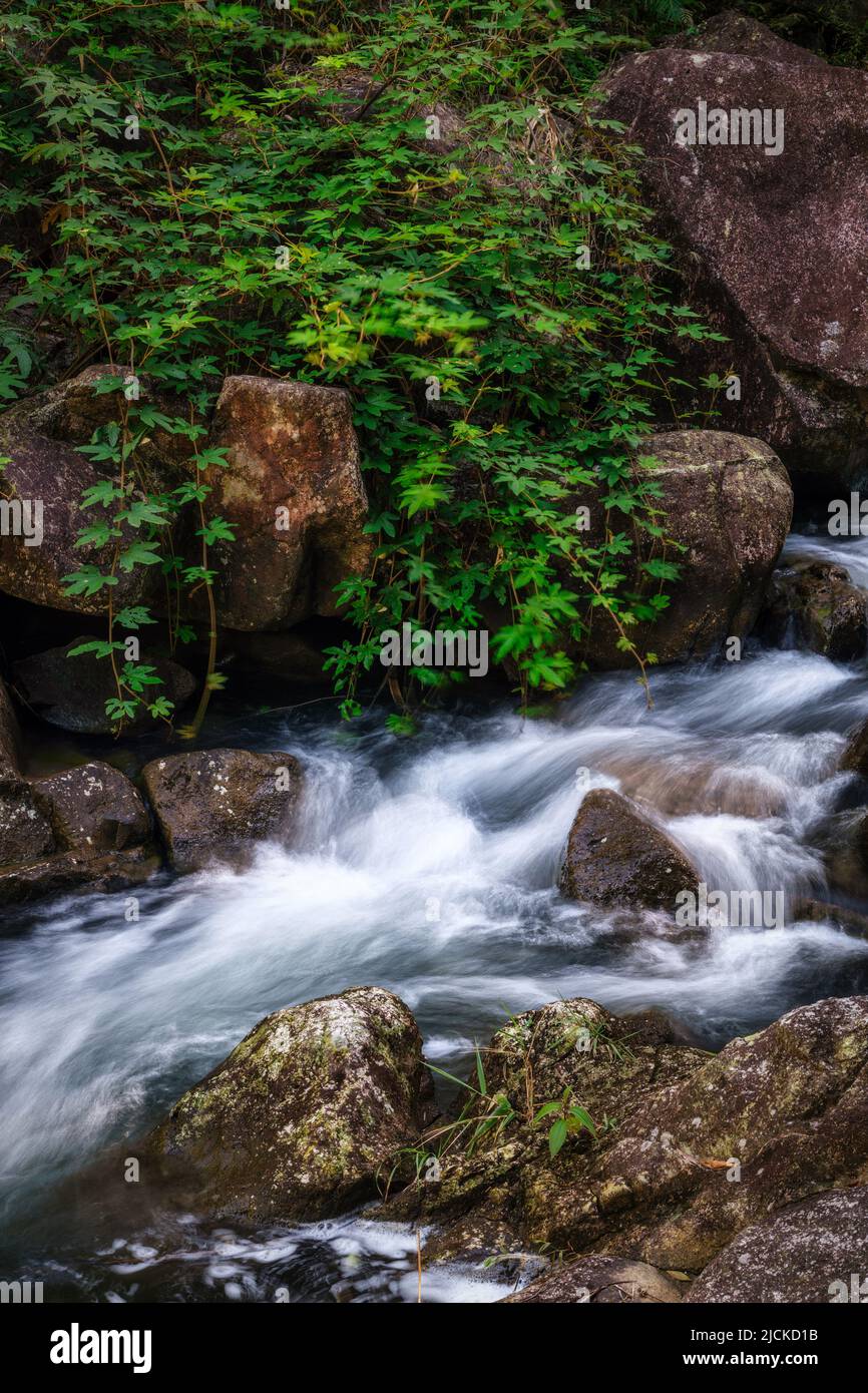 Guangzhou qian Long ditch falls Stock Photo - Alamy