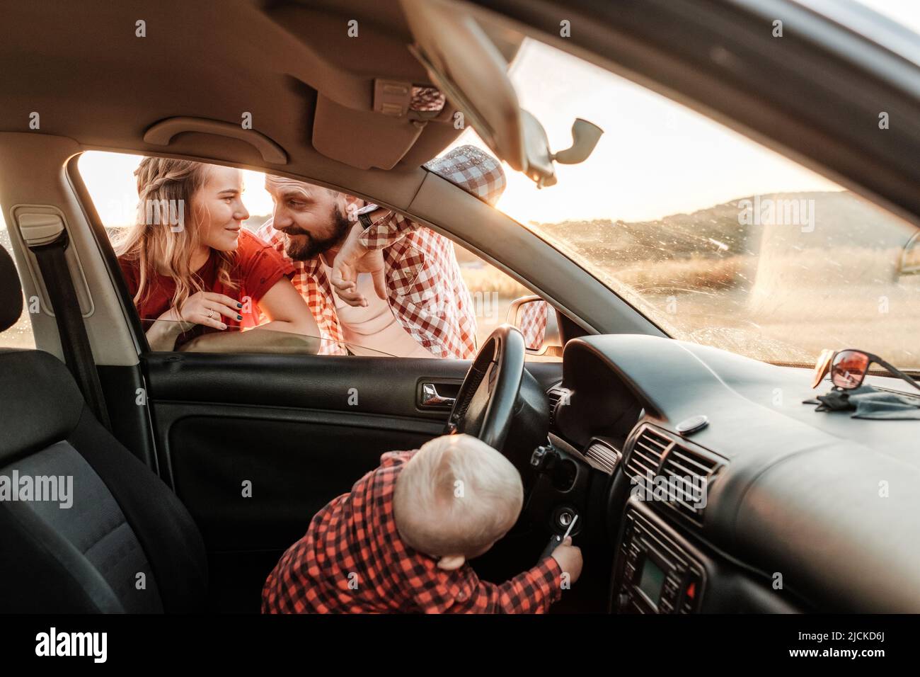 Father and adult son outside car hi-res stock photography and images ...