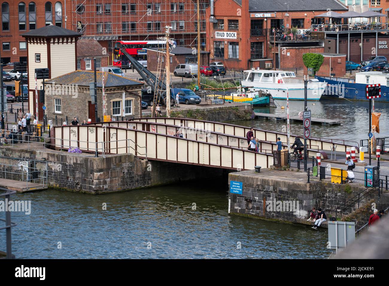 Bristol princes street bridge hi-res stock photography and images - Alamy