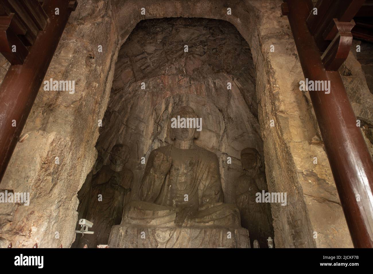 Luoyang longmen grottoes Stock Photo - Alamy