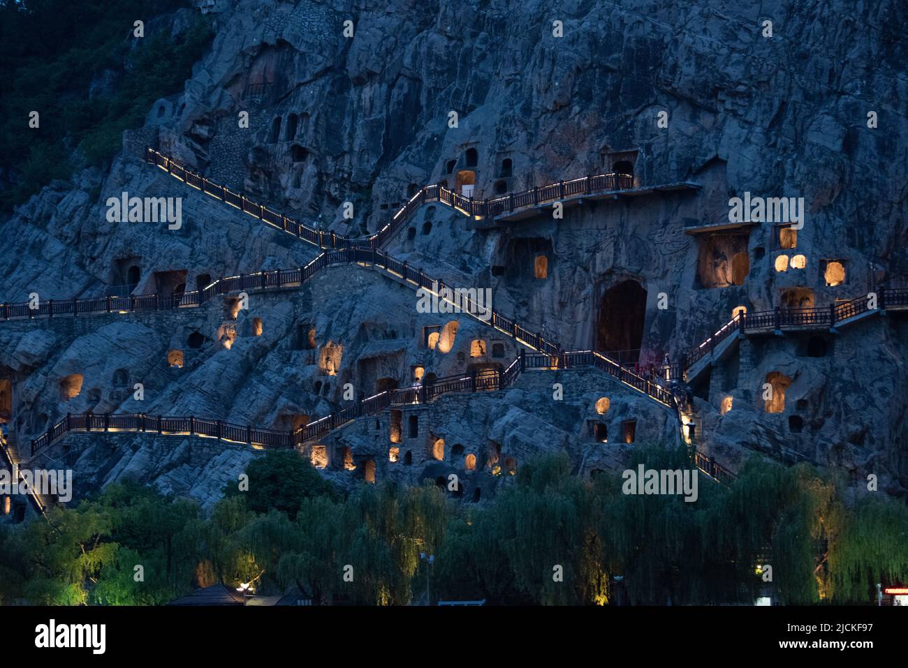 Chinas four big grottoes hi-res stock photography and images - Alamy
