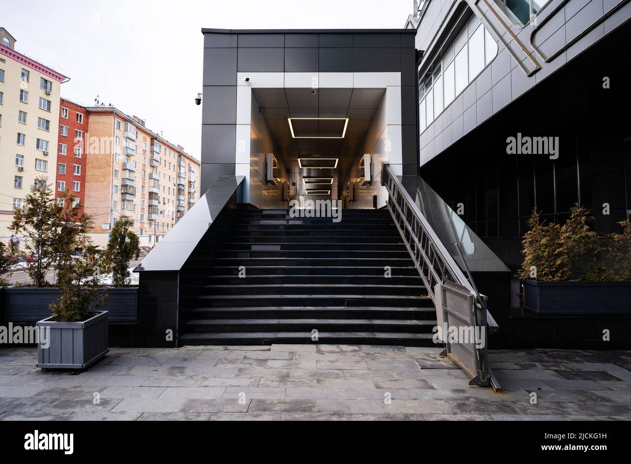 Entrance of the modern business city office building Stock Photo - Alamy