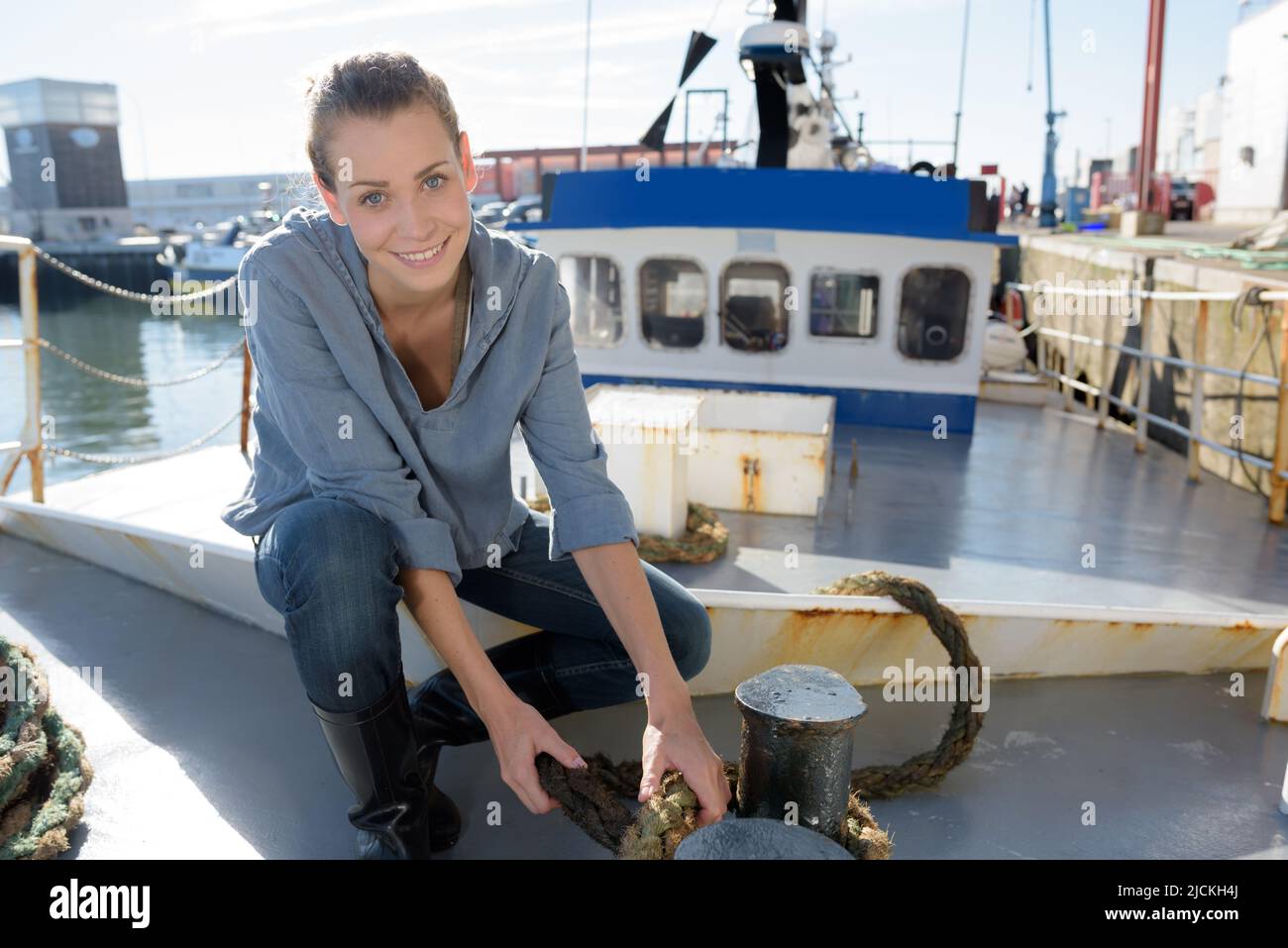 Female crew member hi-res stock photography and images - Alamy