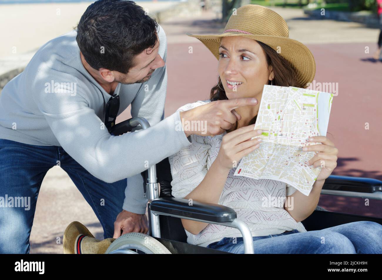 Woman asking directions hi-res stock photography and images - Alamy