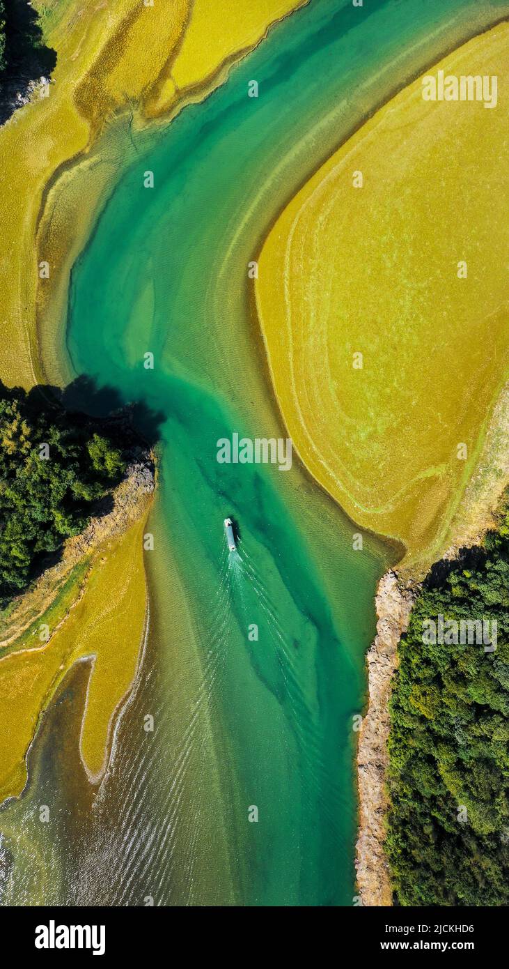 Guilin green lion tam Stock Photo - Alamy