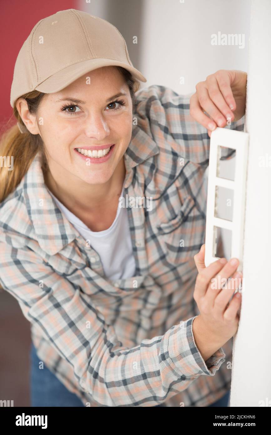 happy female construction worker Stock Photo - Alamy